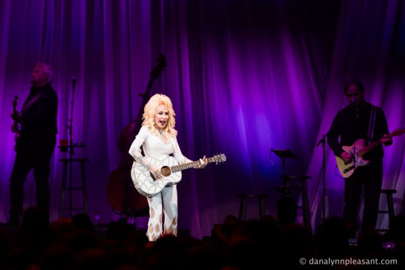 Back Beat Seattle | Photos: Dolly Parton @ the ShoWare Center