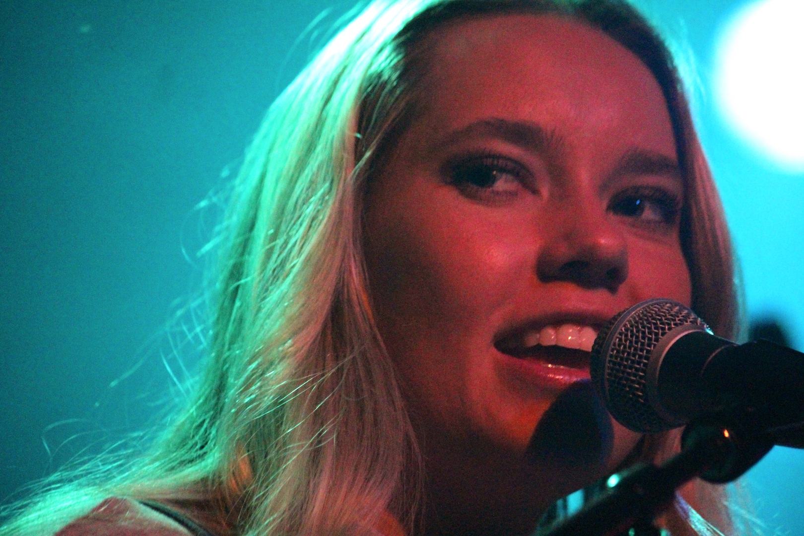 Back Beat Seattle | Photos: The Aces @ the Showbox