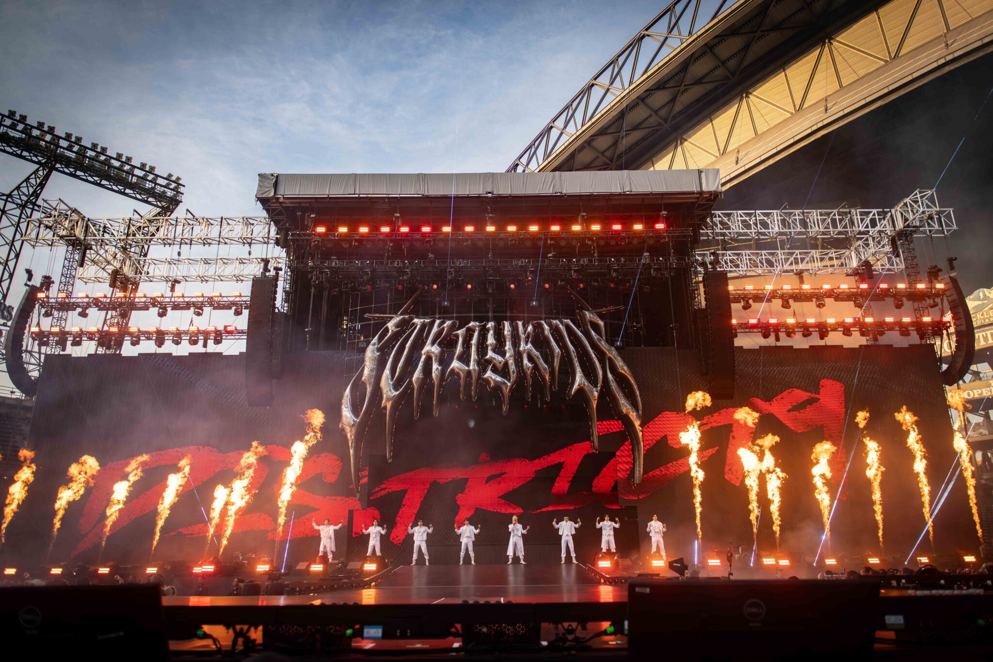 Back Beat Seattle | Show Review: Stray Kids @T-Mobile Park